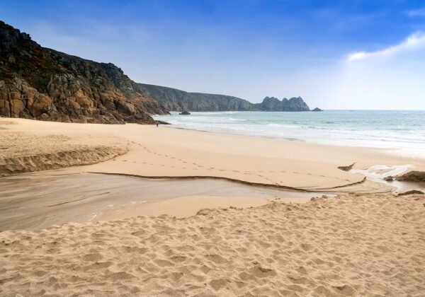 Beaches In Cornwall | Kennack Sands Holiday Park